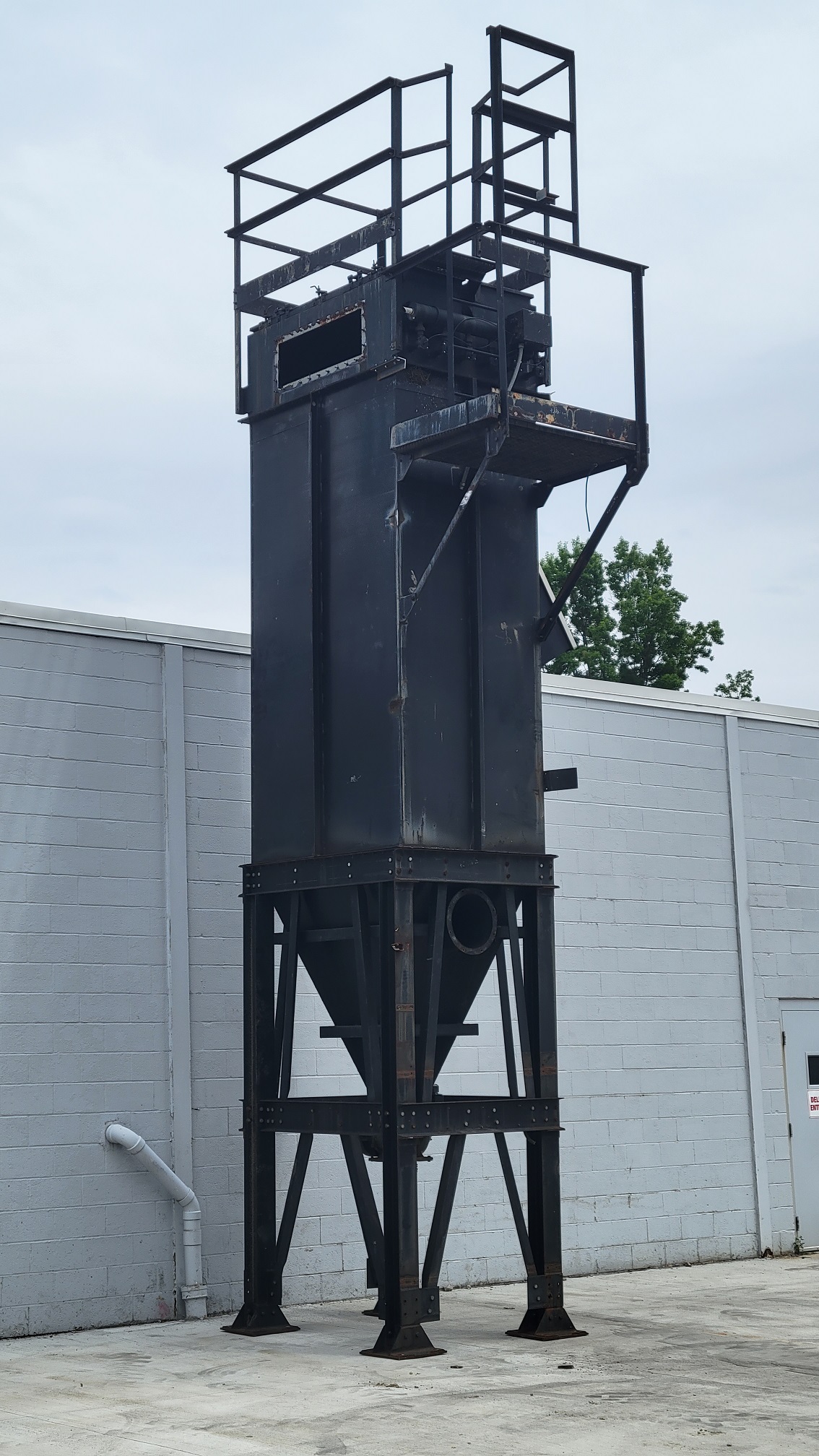 7,000 CFM - Baghouse Dust Collector System